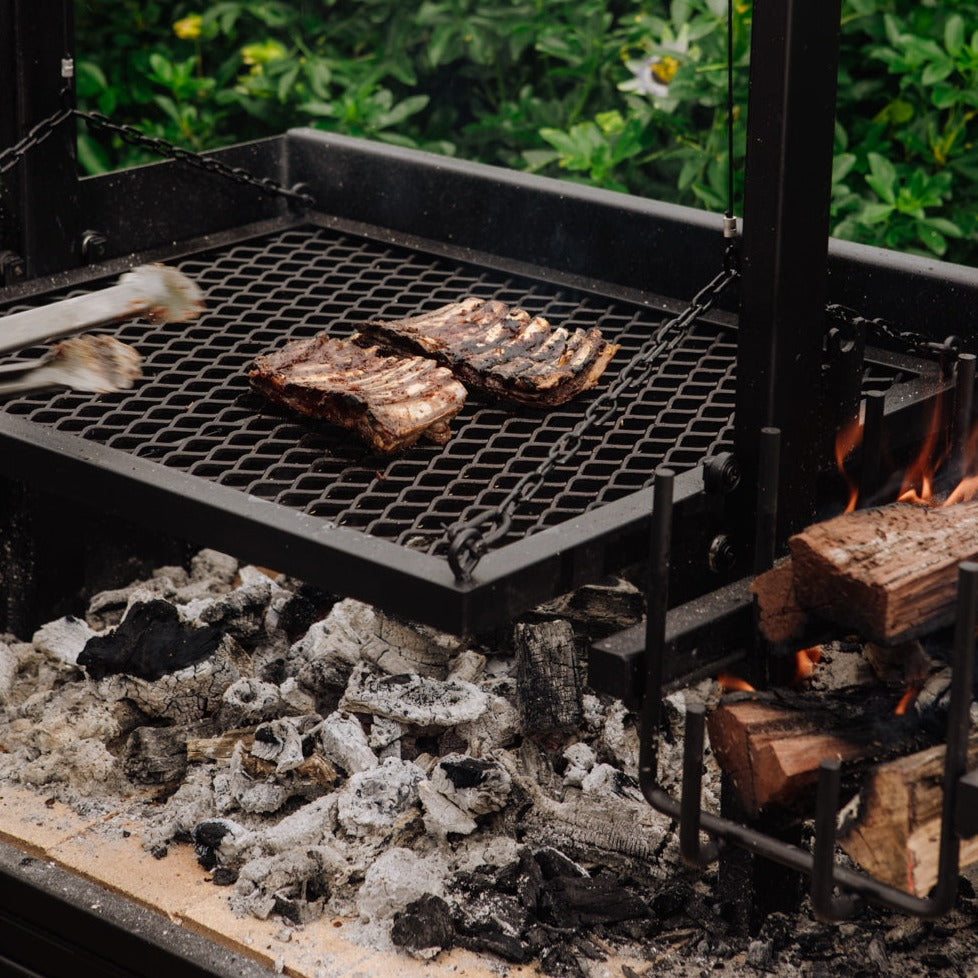 Premium charcoal parrilla with brasero - Pig & Pilgrim